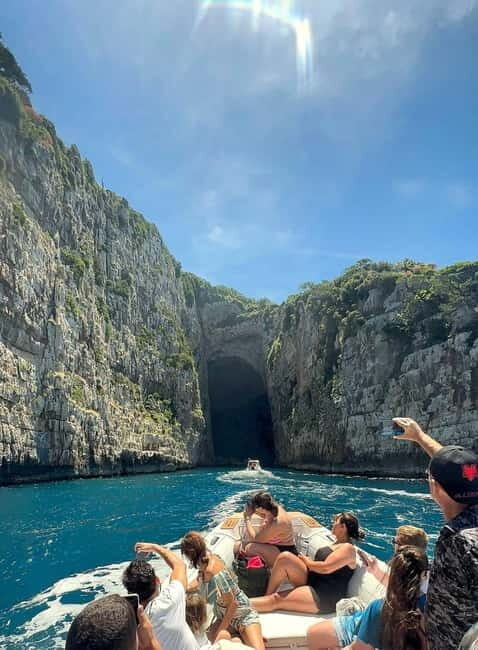 Vlore: Speedboat Tour Haxhi Ali Cave & Karaburun Highlights - Exploring Vlore’s Speedboat Tour: An In-Depth Review