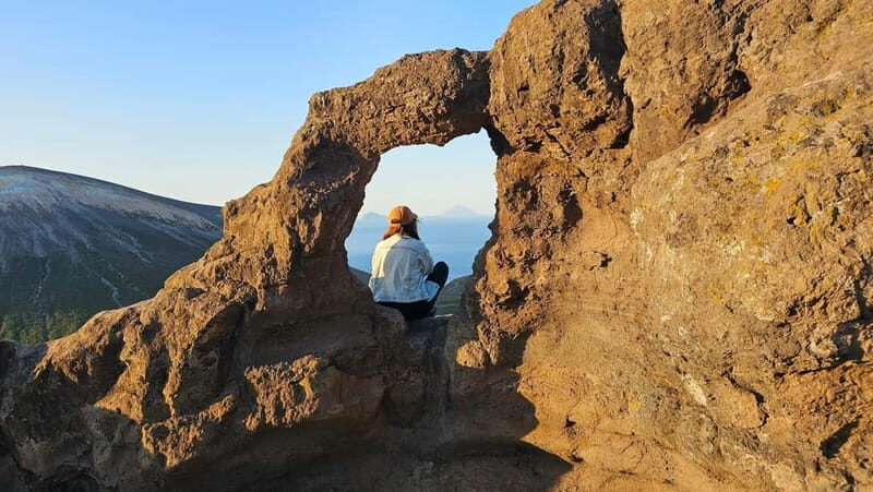 Volcano Island: Trekking among Volcanic Caves and Landscapes - Itinerary Breakdown