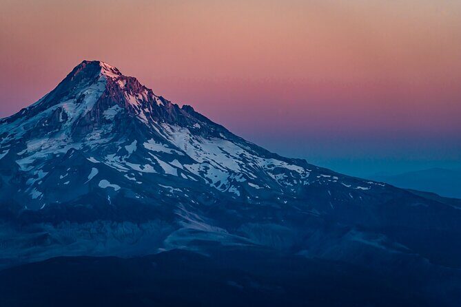 Volcano & Mountain Air Tour by Envi Adventures - An Authentic Peek at the Pacific Northwest from the Sky