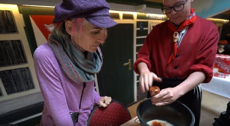 Volendam: 2.5-Hour Cheesemaking Workshop & Clog Making Tour - Who Will Love This Tour?