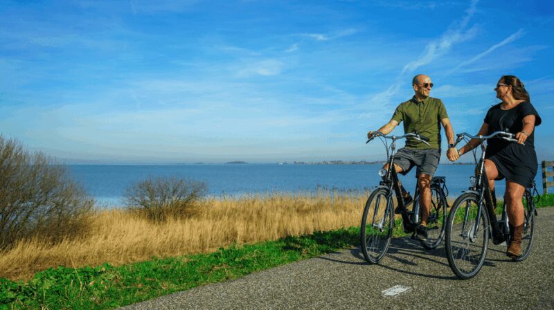 Volendam: E-Bike Rental including Highlights-Routes - Practical Details and Considerations