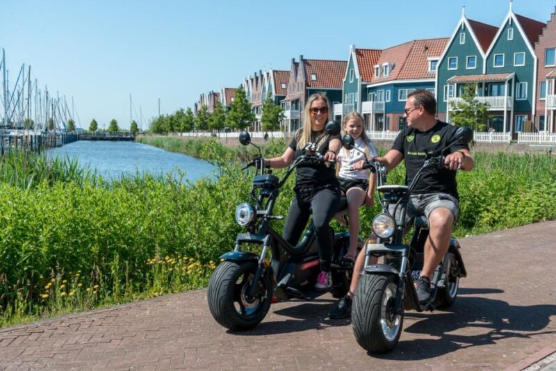 Volendam: E-Scooter Rental - Discovering the Dutch Countryside on an E-scooter
