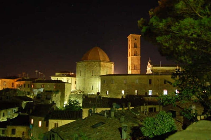 Volterra by Night 2-Hour Guided Tour - Key Points