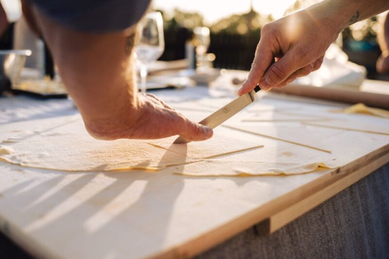 Volterra: Fresh Pasta Cooking Class at a Tuscan Farmhouse - Key Points