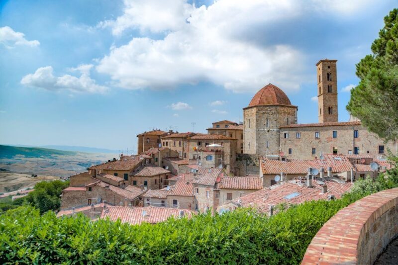 Volterra: Piazza dei Priori & Cathedral Private Walking Tour - An In-Depth Look at the Tour Experience