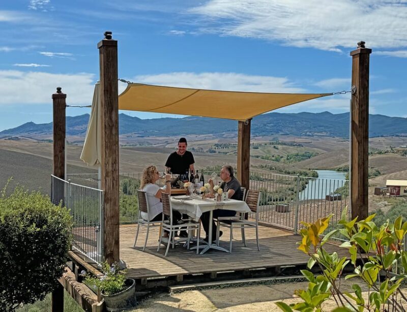 Volterra: Wine Tasting with Lunch or Dinner in Tuscany - Key Points