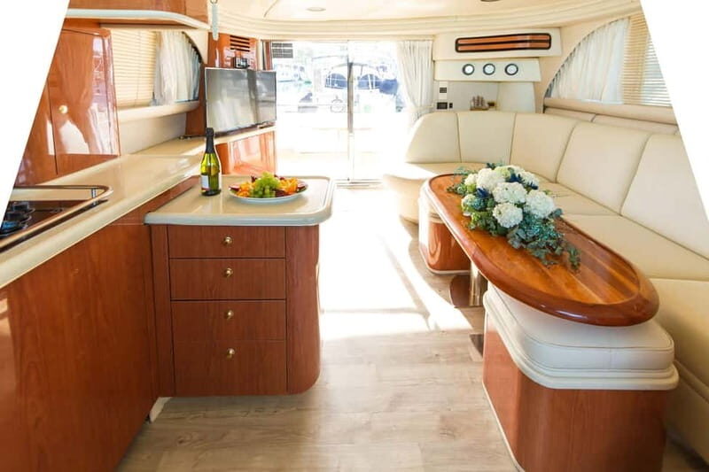 Voyager - Sea Ray 52 - Who Is This Tour Best For?