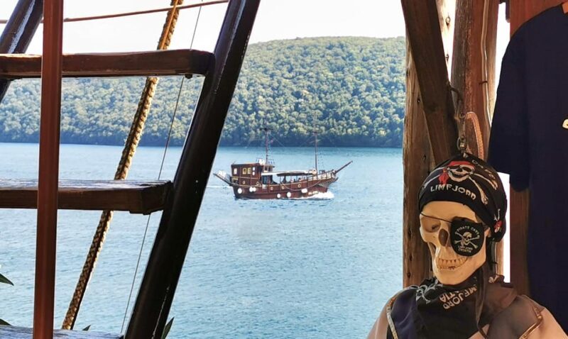 Vrsar: Lim Fjord Boat Tour with Swimming near Pirate's Cave - An Authentic Istrian Coastline Experience