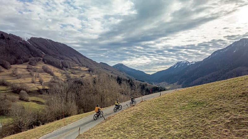 VTTAE rental in Chambéry - Savoie Grand Revard shuttle service - Why This Tour Offers Great Value