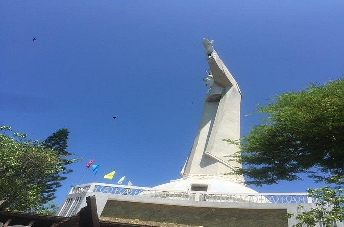 Vung Tau Beach full day tour from Ho Chi Minh City - The Lunch Experience