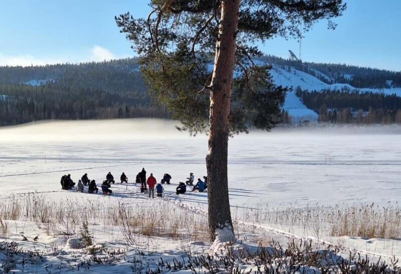 Vuokatti: Ice Fishing Trip with Hot Drinks - A Practical and Authentic Ice Fishing Experience in Vuokatti