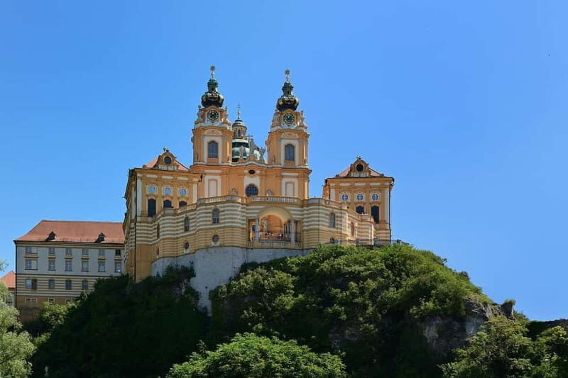 Wachau, Melk Abbey, Hallstatt & Salzburg(The Sound of Music) - Key Points