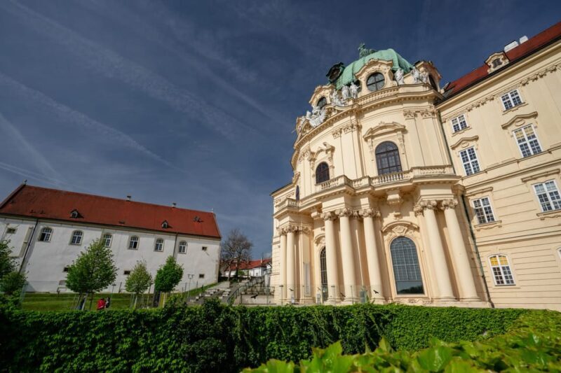 Wachau Valley: 3 Castles & Wine Private Guided Day Tour - An In-Depth Look at the Wachau Valley Private Tour