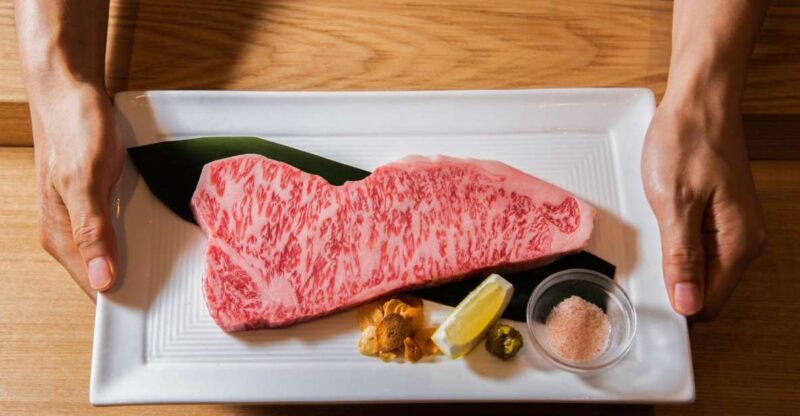 Wagyu & Sake 8 Course Tasting Dinner in Shinjuku - Key Points