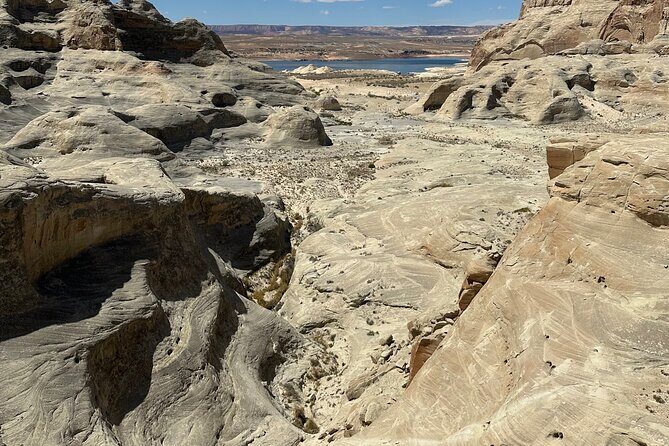 Wahweap Potholes private Kayaking and Hike at Lake Powell - Who Should Book This Tour?
