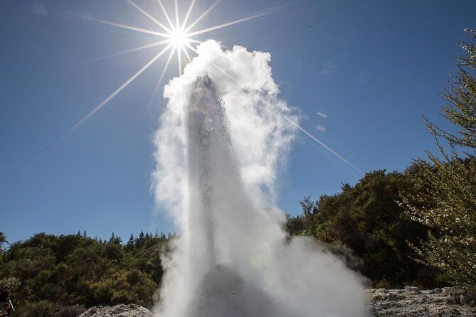 Wai-O-Tapu Thermal Wonderland, Rotorua, New Zealand - The Sum Up