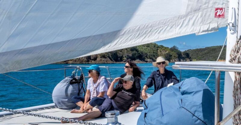 Waiheke Island: Gulf Marine Park Sailing Adventure & Lunch - Group Size and Interaction
