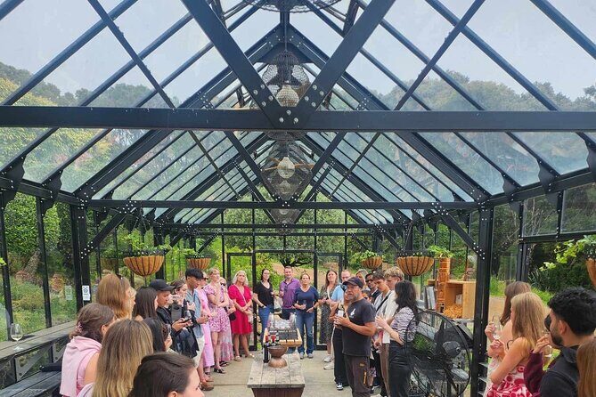 Waiheke Island Scenic Wine Tour with Gourmet Beachfront Lunch - Informative and Enjoyable Itinerary