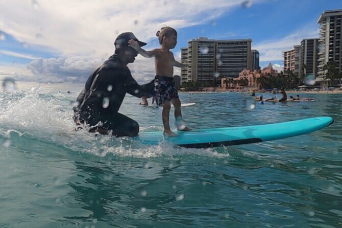 Waikiki Beginner Surfing lessons: Private, Group, & Family Option - What Makes This Surf Lesson Stand Out?