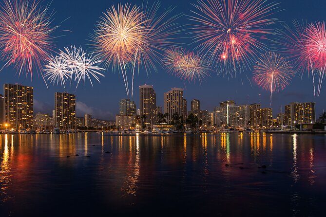 Waikiki Friday Firework Catamaran Tour - Practical Details and Tips