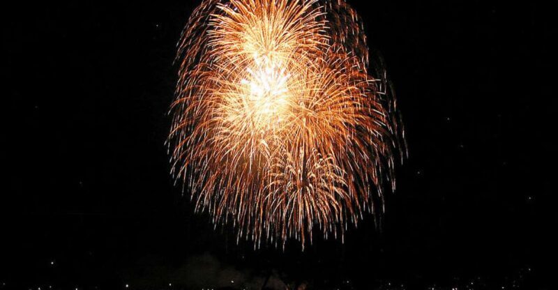 Waikiki Friday Night Fireworks Sail - Food, Drinks & Extras