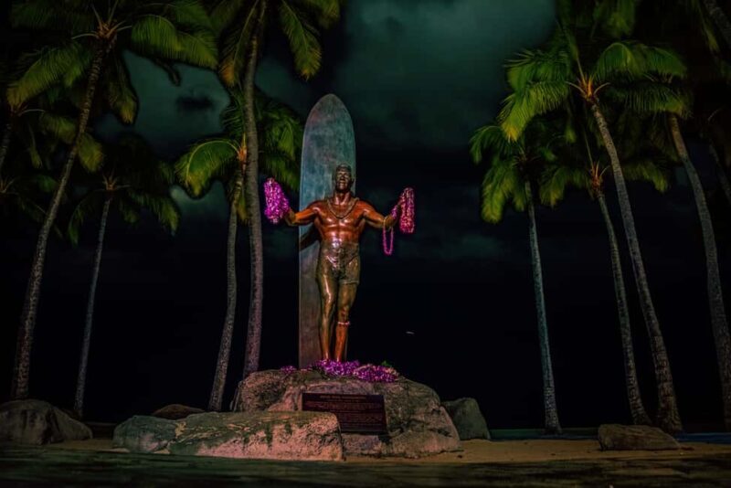 Waikiki Ghosts Boos and Booze Haunted Pub Crawl - What the Tour Involves