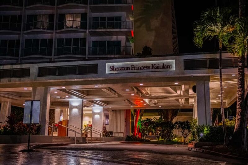 Waikiki Ghosts Boos and Booze Haunted Pub Crawl - Who Should Consider This Tour?
