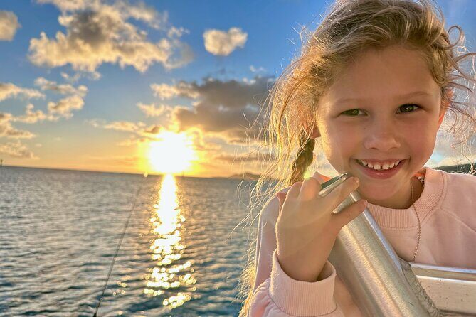 Waikiki Sunset Cruise with Boat Stabilizer - Key Points