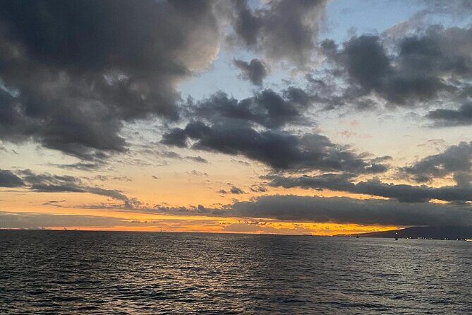 Waikiki to Diamondhead: Sunset BYOB Cruise - FAQ