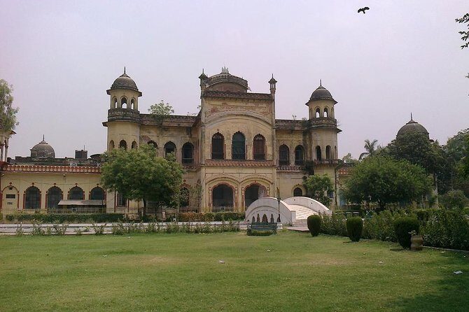 Wajid Ali Shah Walk through Kaiserbagh - Key Points