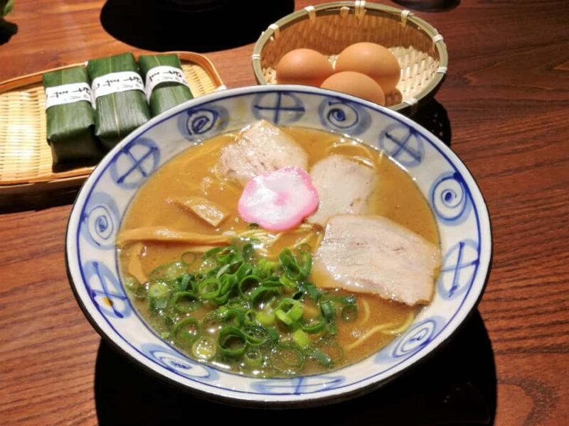 Wakayama: Ramen Lovers Crawl Two Bowls, One Night - What to Expect from the Ramen Crawl