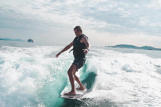 Wakesurfing, wakeboarding or Inflatable Tows in Bay of St Tropez - What This Tour Offers