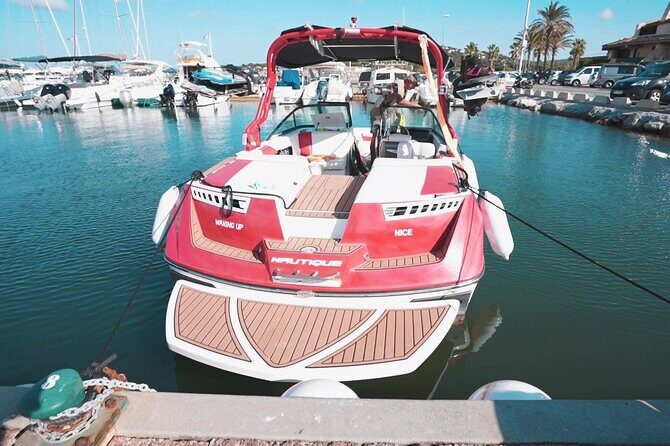Wakesurfing, wakeboarding or Inflatable Tows in Bay of St Tropez - Why This Tour Stands Out