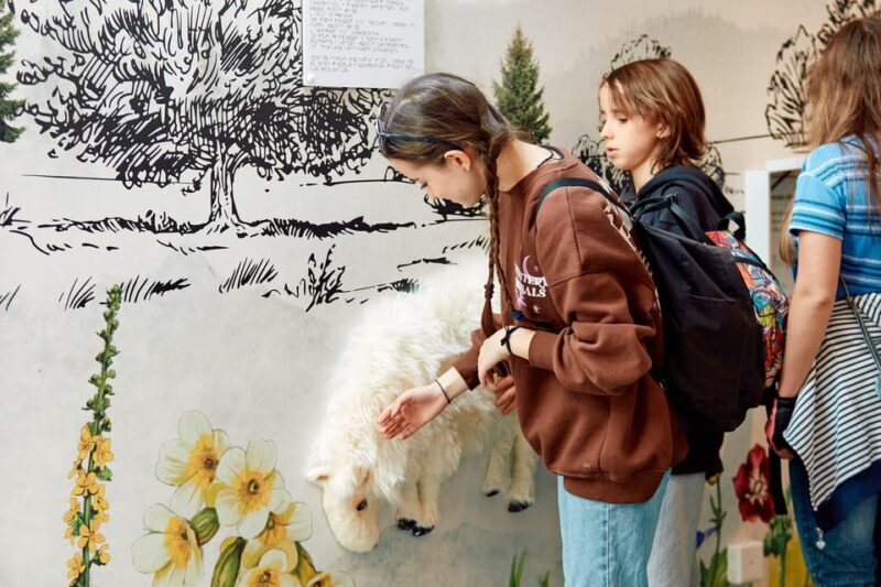 Waksmund: Admission ticket to Brama w Gorce - Family Fun and Wildlife Encounters