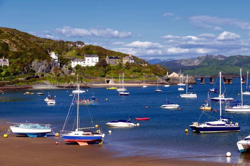 Wales' West Coast: Online Road Trip Travel Guide - An In-Depth Look at Wales West Coast Online Road Trip Guide