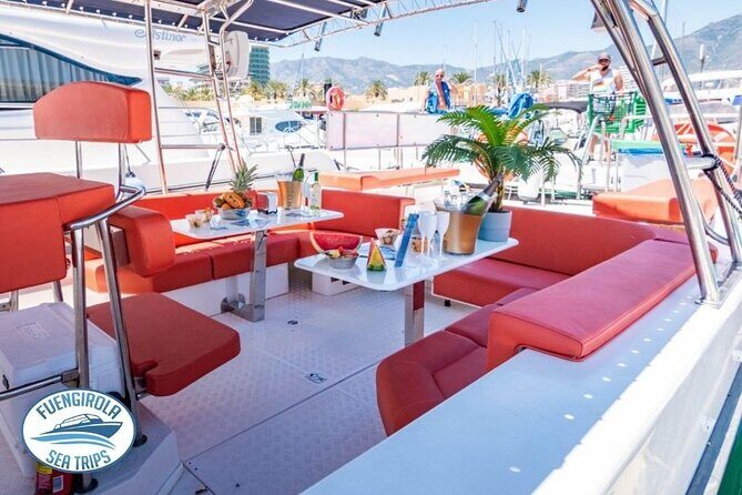 Walk and dolphin watching in Fuengirola + 1 drink - Who Should Consider This Experience