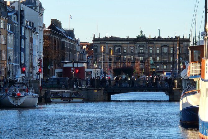 Walk & Ferry: Copenhagen Highlights + Change of Guards Finale - The Sum Up