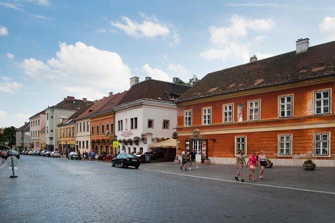 Walk in Buda with Hospital in the Rock Underground Cave Visit - The Bottom Line: Who Is This Tour For?