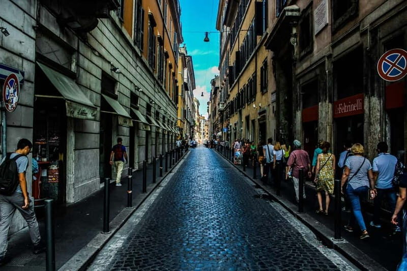 Walk in the Heart of Rome: The squares, the eternal history - The Sum Up