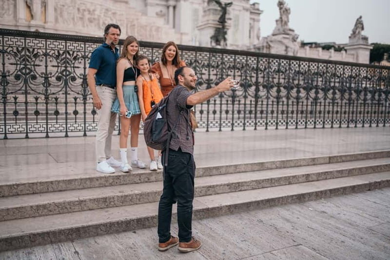 Walk the magic of Rome at night - Key Points