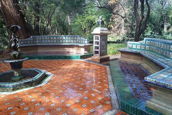 Walk through Chapultepec Park and its archaeological area - Key points about the tour experience: