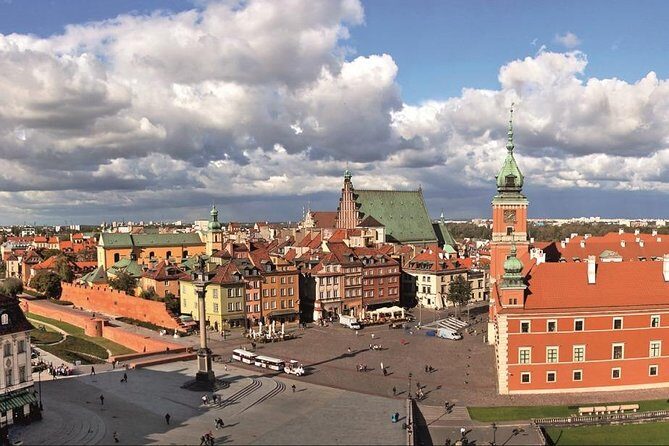Walk through the Warsaw Old and New Town: like Phoenix from the ashes - What to Expect and How to Make the Most of It