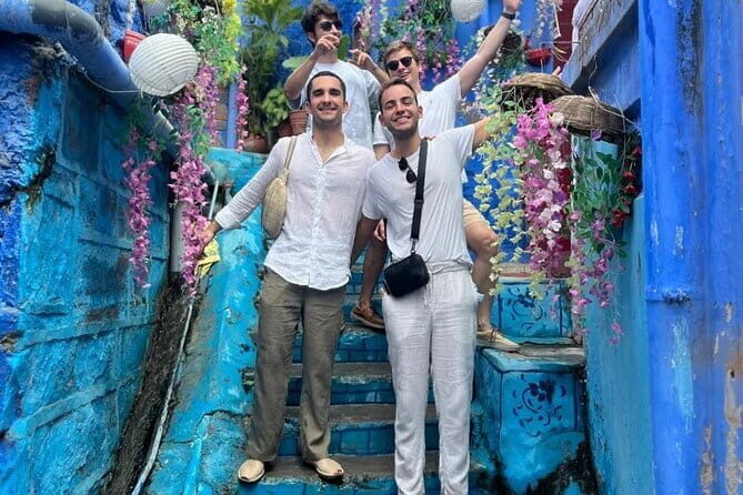 Walk To bluecity tour with guide - Key Points