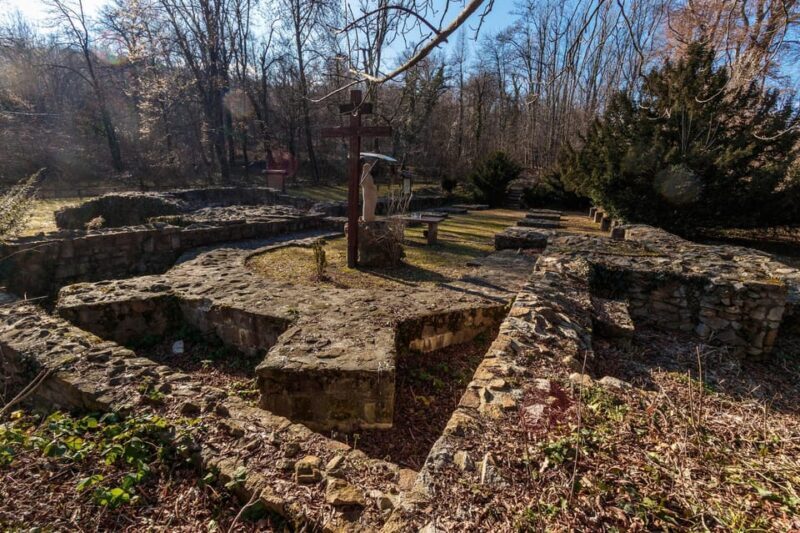 Walk to recent and aged spiritual sanctuaries near Budapest - Introduction: Why This Tour Charms