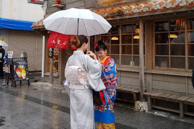 Walking around town in a kimono, you can choose your favorite kimono from the traditional Okinawan costumes "Ryuso", "Kimono", "Yukata" Hairset & Lipstick & Kimono & Rental FeeAll Comic Book - Booking and Availability