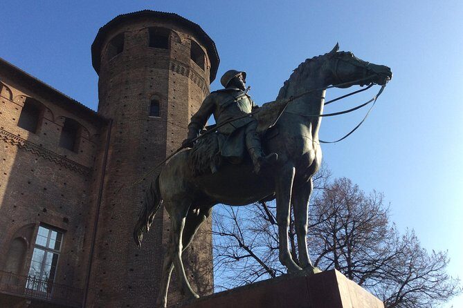 Walking around Turin with a local guide - An in-depth look at the tour