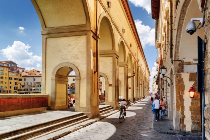 Walking Florence: Medici District, Piazza Repubblica & Duomo - Key Points