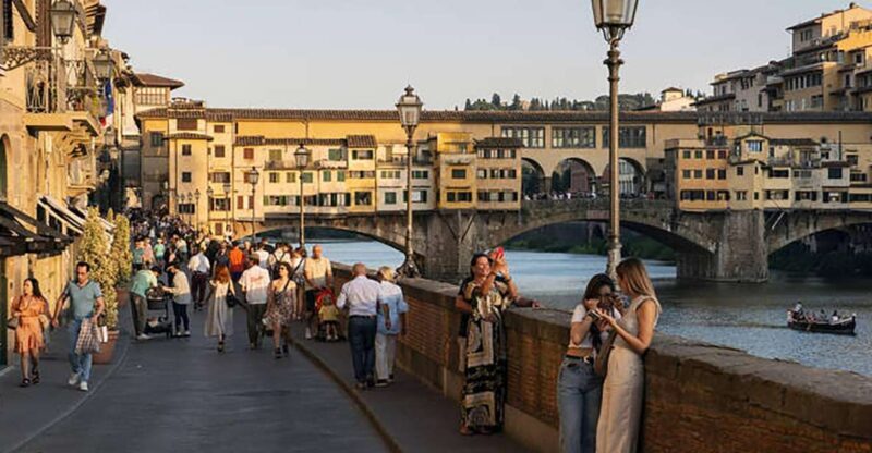 Walking Florence: Medici Sites, Piazza Signoria, and Duomo - The Experience: What It’s Like to Walk Florentine Streets