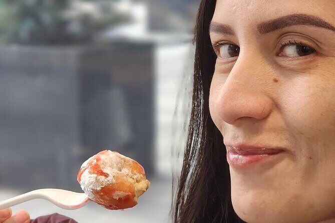 Walking Food Tour with Professional Comedian Guide - What Real Participants Are Saying