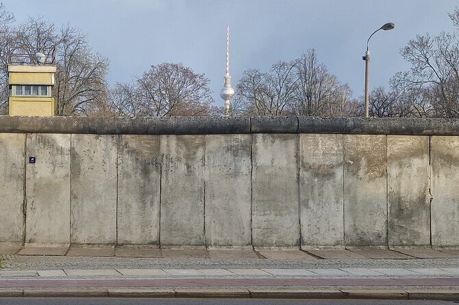 Walking on the Wall: 3-Hour Tour in Berlin - What Makes This Tour Stand Out?
